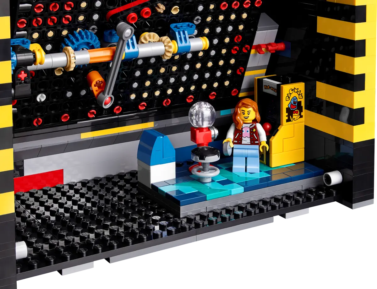 LEGO 10323 Icons PAC-MAN Arcade | 2651 PCS – Brickmania